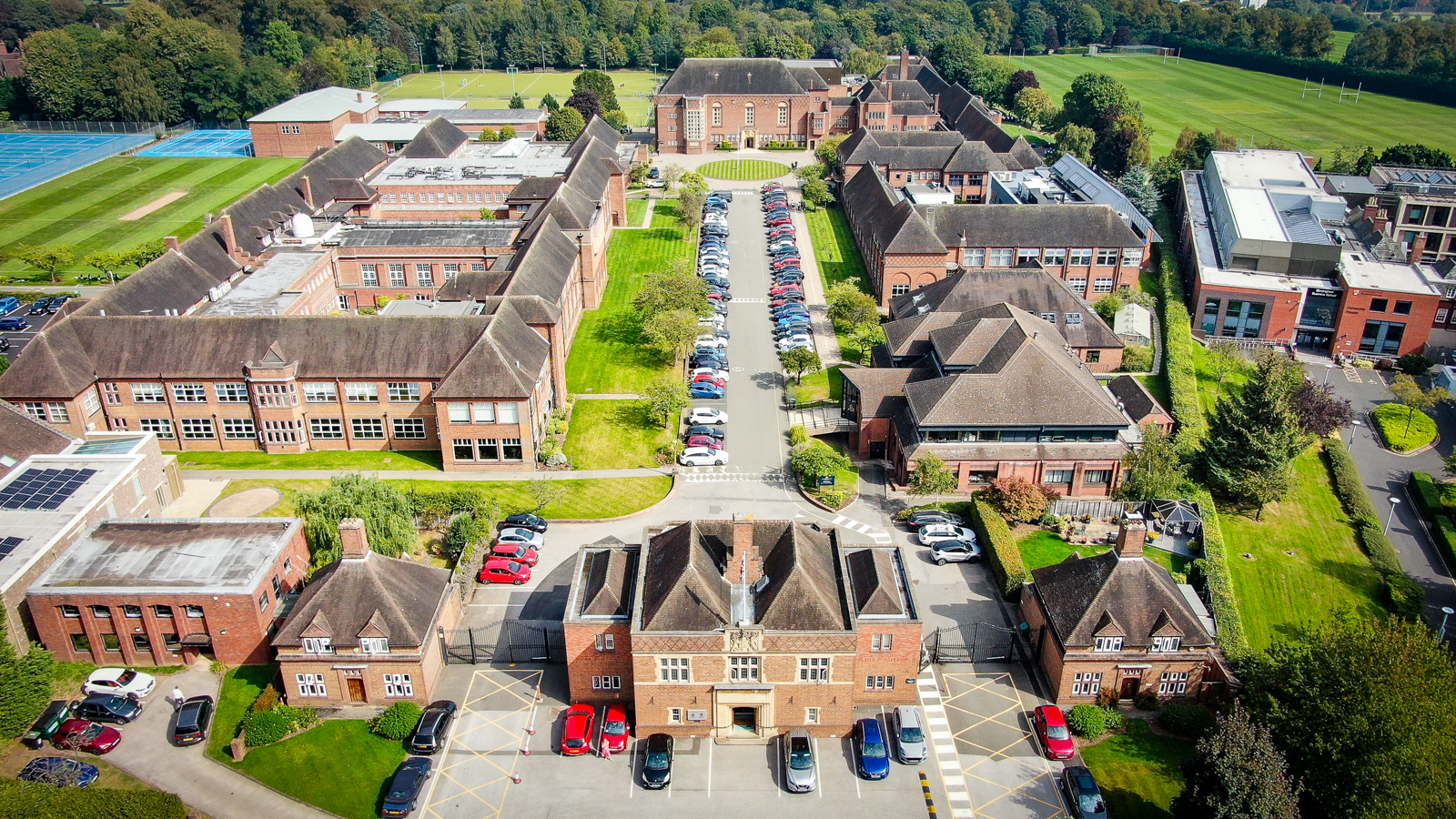 Apply now - King Edwards School