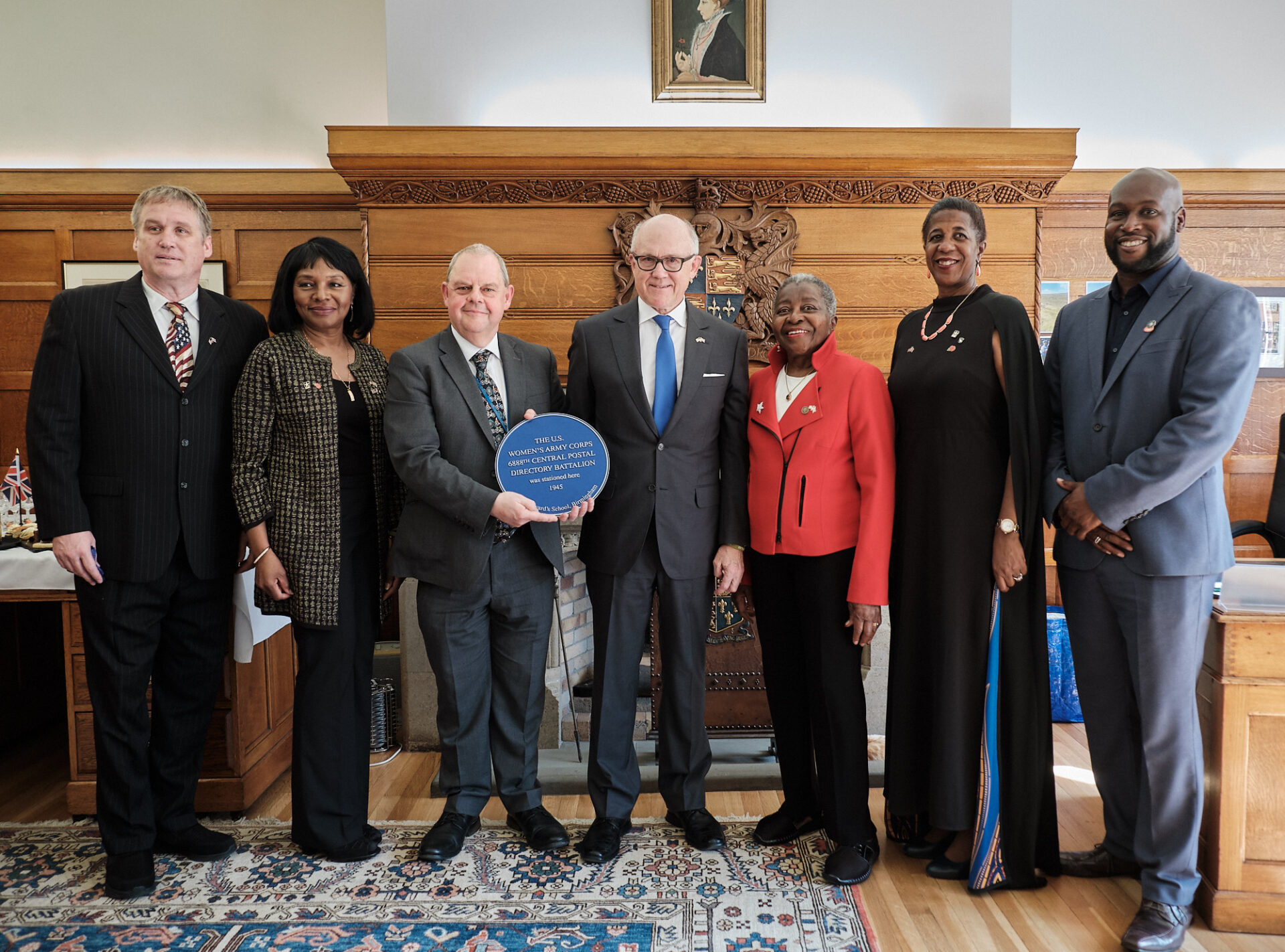 US Ambassador presents plaque to commemorate 6888th Battalion - King ...